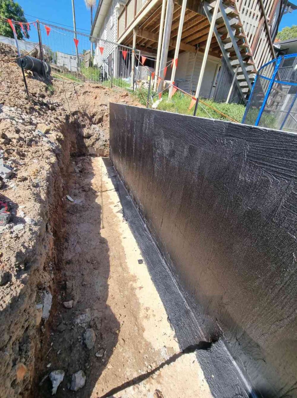 3 Reasons You Should Get Retaining Wall Waterproofing